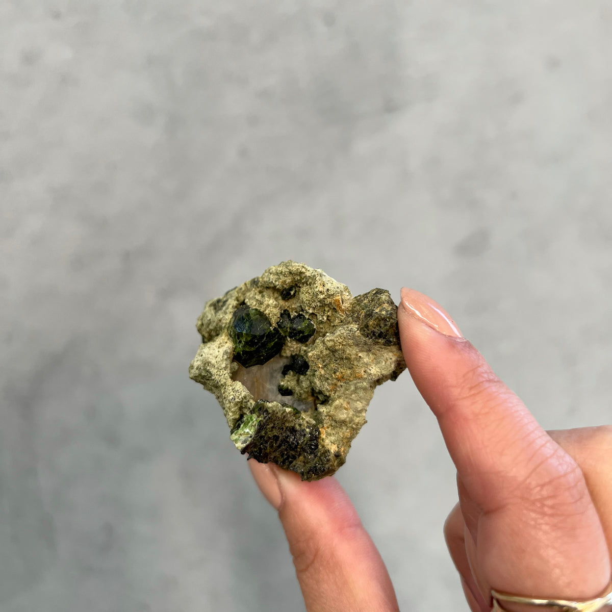 Demantoid Garnet - 02 | ULUNA CRYSTALS & WELLNESS – Uluna